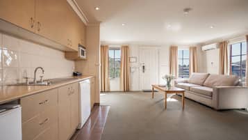 Vila, 1 quarto | 1 quarto, cofres nos quartos, escrivaninha