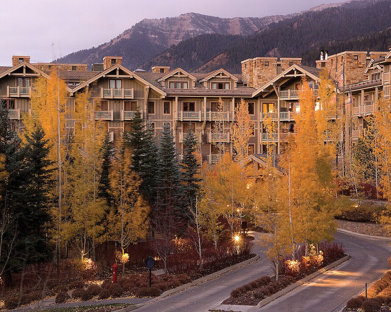 Top 7 Luxury Resorts In Wyoming, USA - Updated 2023 | Trip101