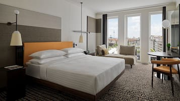 Roupas de cama premium, edredons de pluma, camas com colchões pillow-top