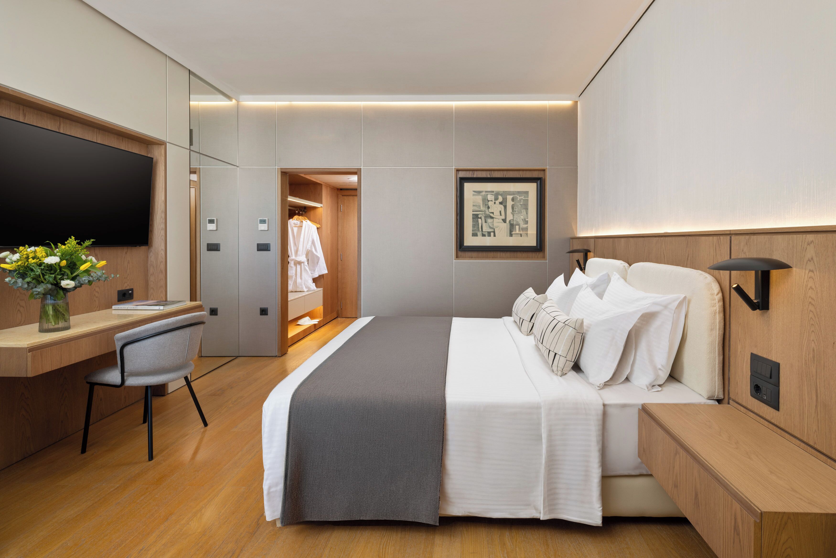 Cofre no quarto, cortinas/cortinados opacos, quartos insonorizados 