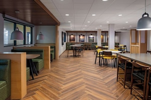 Café da manhã continental grátis todos os dias