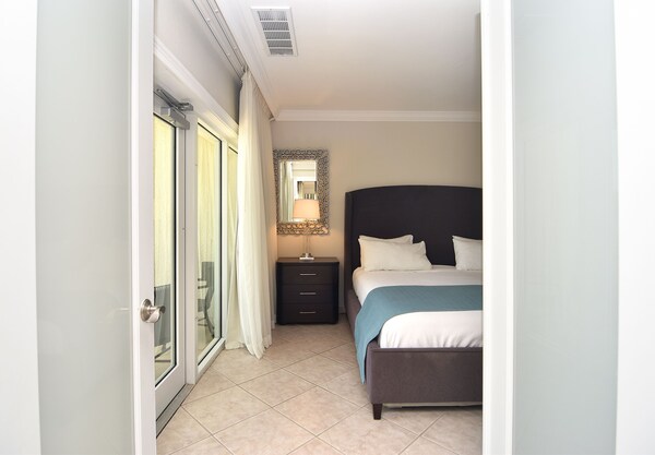 The Sea Lord Hotel & Suites (Adults Only) - Pompano Beach, FL