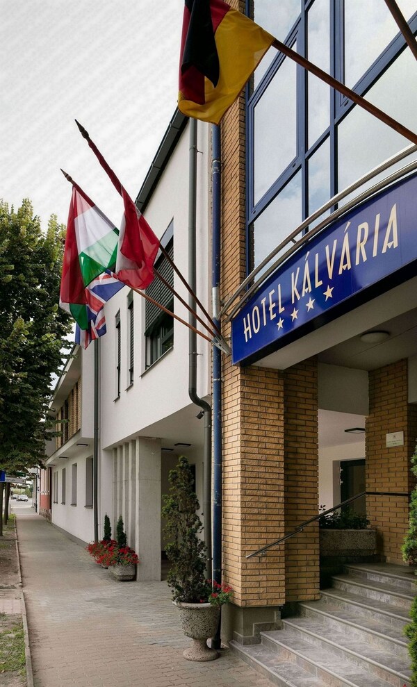 Hotel Kalvaria - Győr