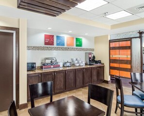 Pequeno-almoço takeaway diário incluído 