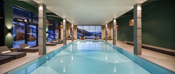Piscina interior 