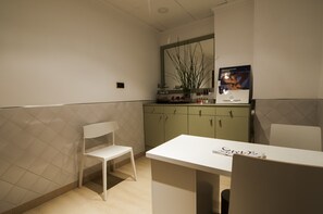 Sauna, banheira de hidromassagem, banho turco, massagens 