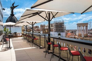 Café da manhã, almoço e jantar