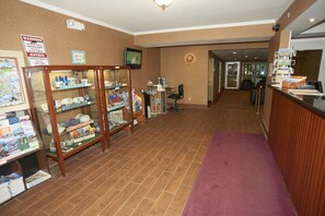 Book Sandwich Lodge & Resort in Sandwich | Hotels.com