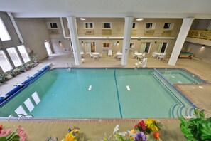 Sandwich Lodge & Resort in Sandwich: Find Hotel Reviews, Rooms, and ...