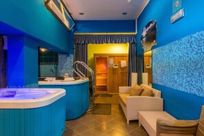 Sauna, banheira de hidromassagem, tratamentos corporais, aromaterapia 