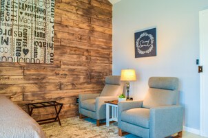 Suite 12 Coffee Cottage | Roupas de cama premium, individualmente decorados