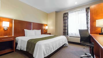 Quarto, 1 cama king-size, não fumadores | Ferro/tábua de engomar, berços/camas para crianças, camas desdobráveis