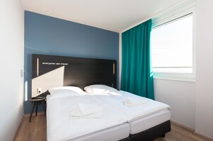 Ferro/tábua de engomar, Wi-fi grátis, roupa de cama fornecida 