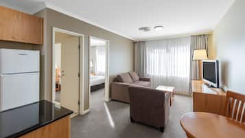 Apartamento, 1 quarto, cozinha | Sala de estar | TV LCD 107 cm com canais digitais, TV