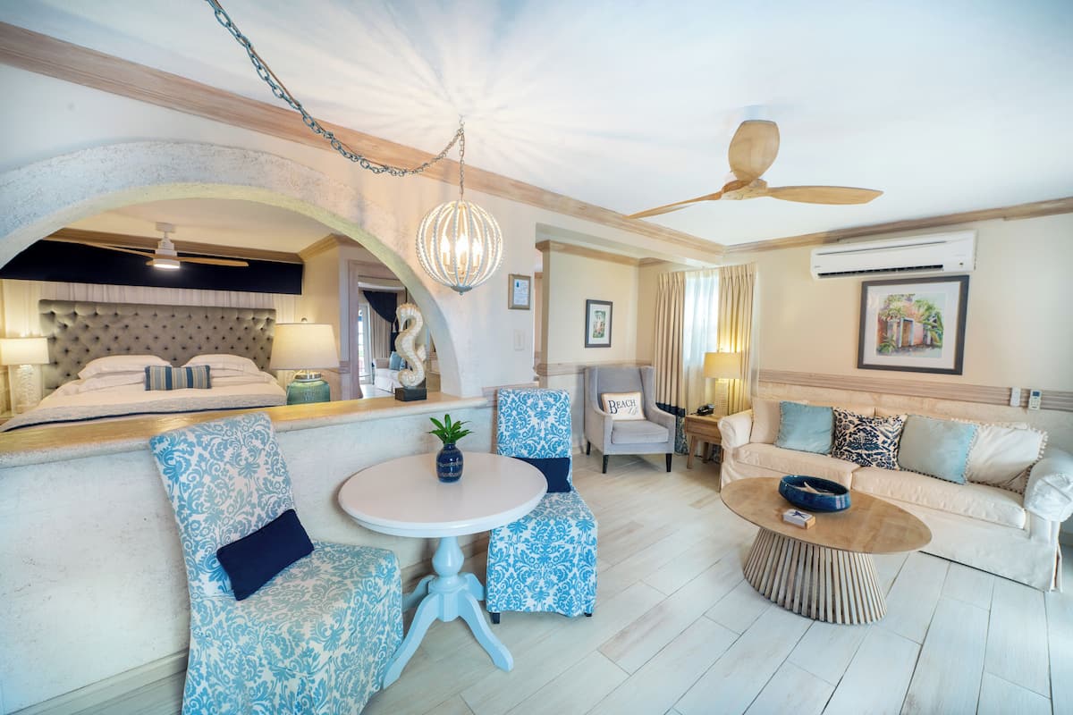 Suite de Luxo, piscina privativa | Vista do quarto