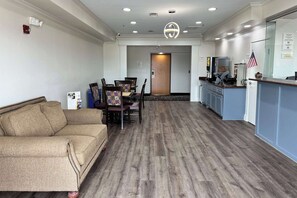 Pequeno-almoço takeaway diário incluído