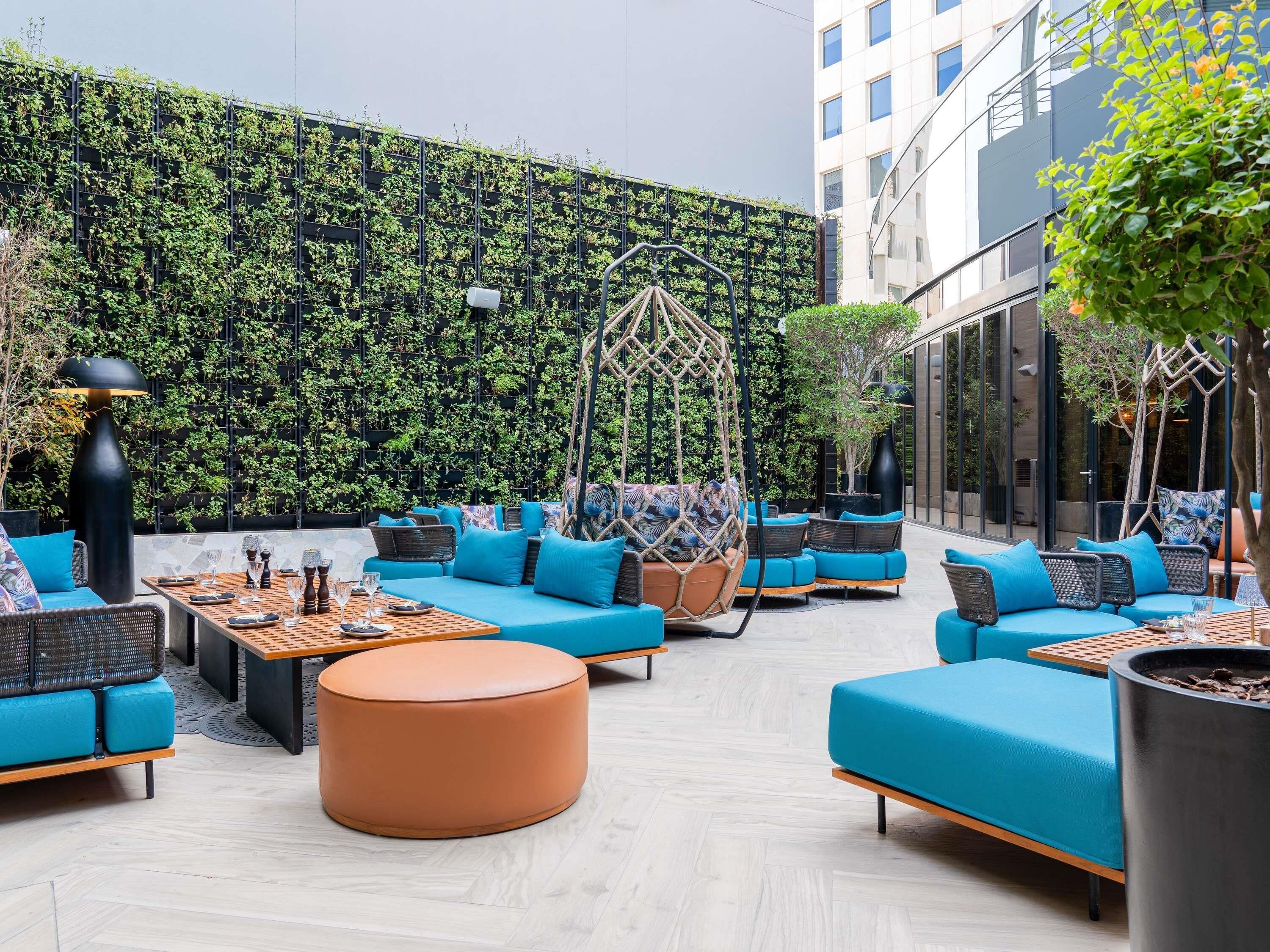 Café da manhã, almoço e jantar; culinária italiana 