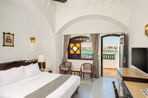 Panorama Sea View | Frigobar, cofres nos quartos, roupa de cama