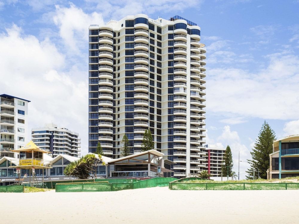 Lovely 1-bedroom Ocean View Apartment - Surfers Paradise