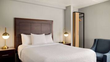 Secretária, quartos insonorizados, Wi-fi grátis