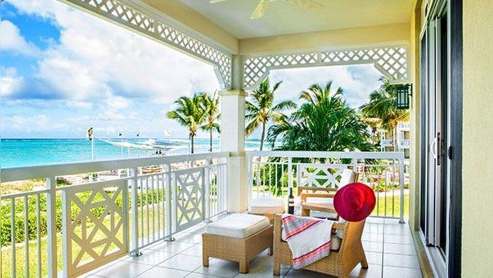 Suíte, 1 quarto, de frente para o oceano | Vista da sacada