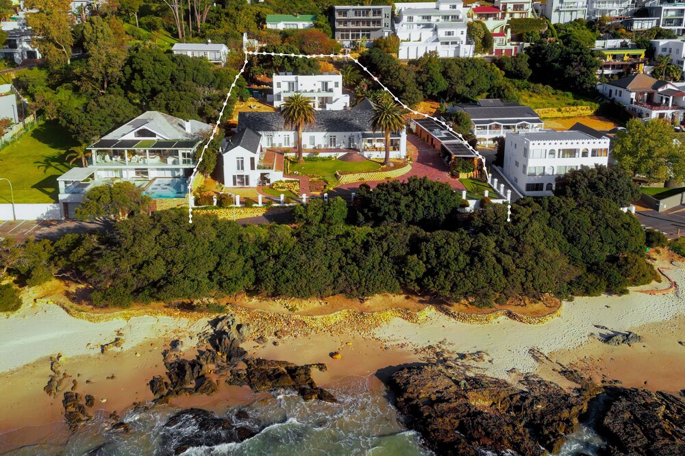 Manor On The Bay - Cape Town