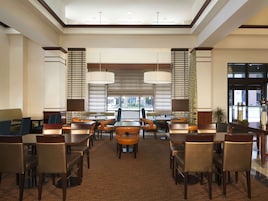 Café da manhã e jantar