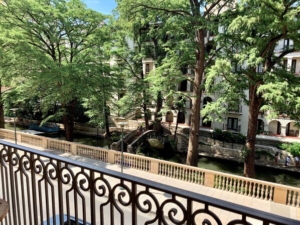 Quarto, 1 cama King, sacada (Luxury Spa Room) | Vista da sacada