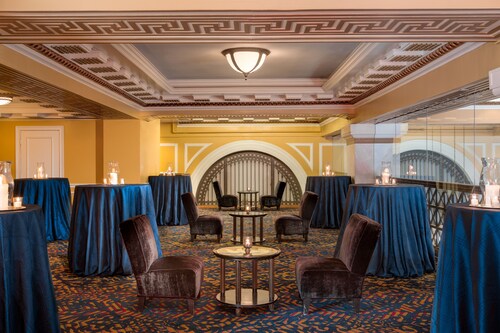 Hotel ICON Autograph Collection by Marriott Reviews, Deals & Photos ...