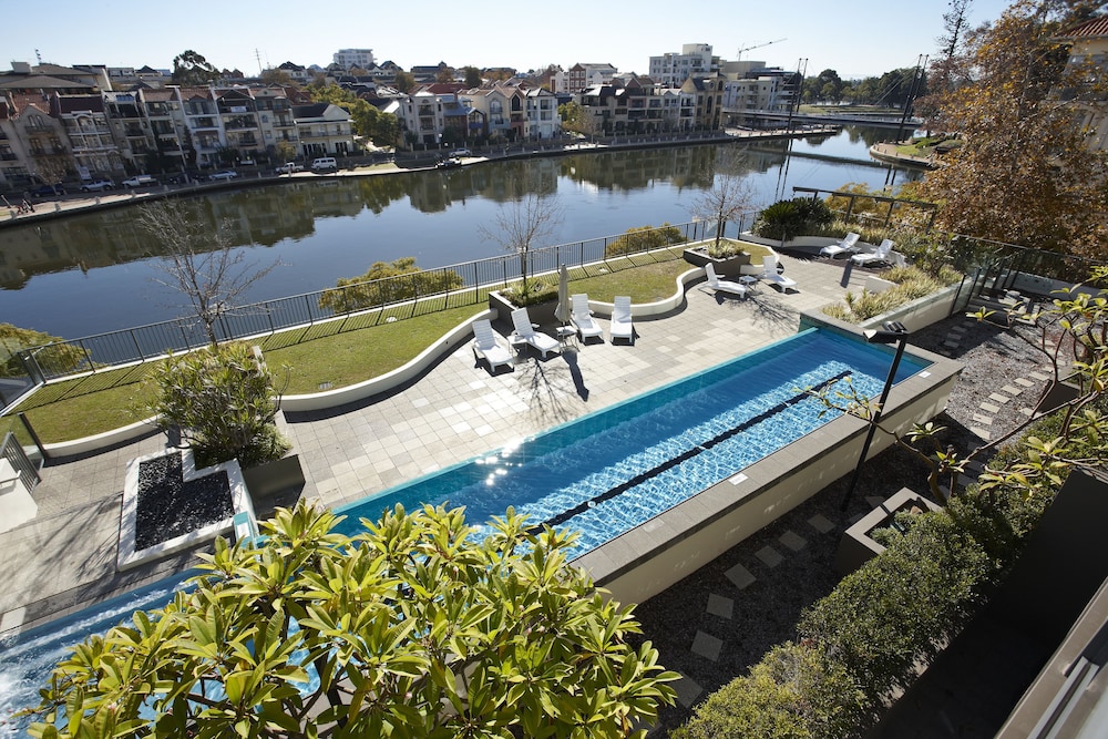 East Perth Suites Hotel - Rzeka Łabędzia