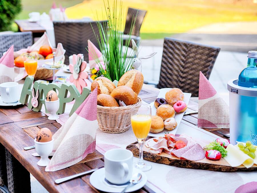 Café da manhã com buffet todos os dias mediante uma taxa