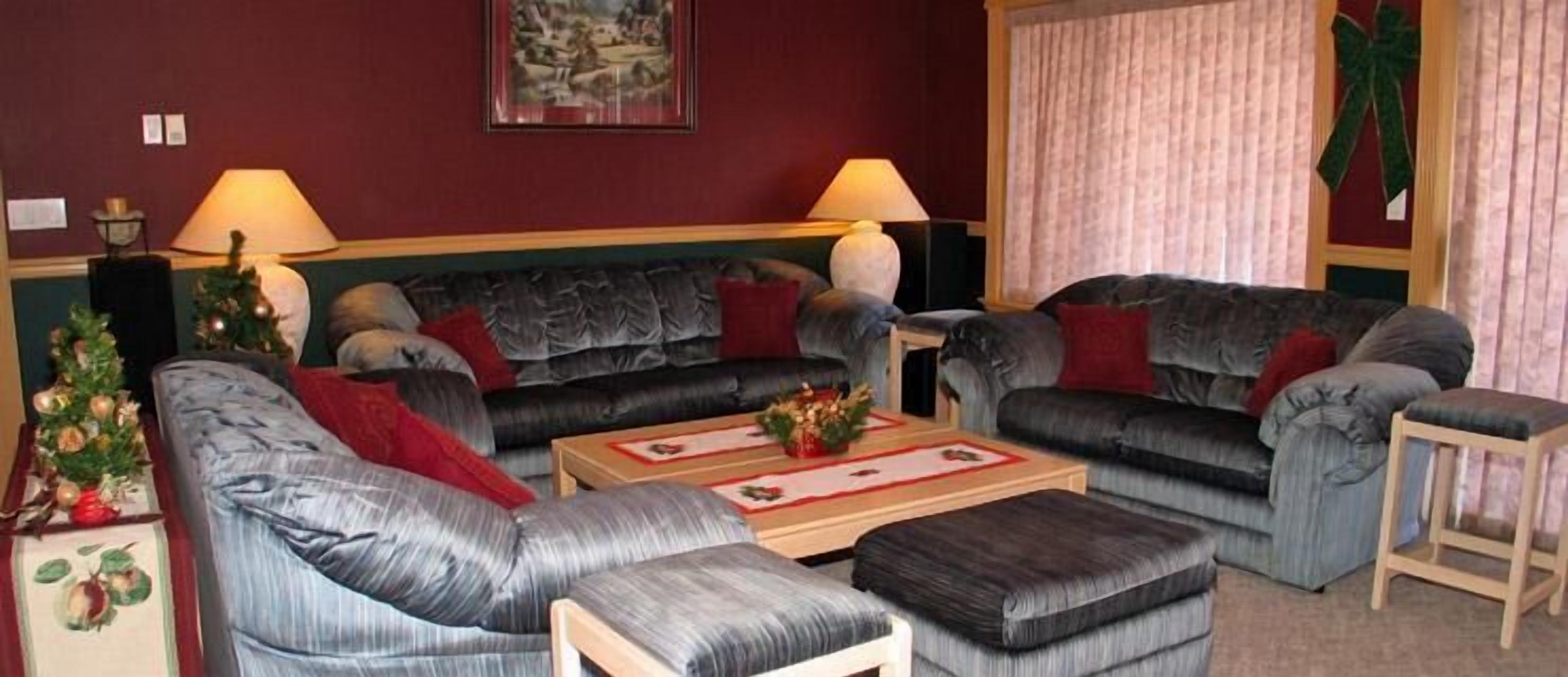 Área de estar no saguão