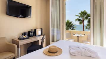 Quarto Duplo Deluxe, vista para o mar | 1 quarto, cofre no quarto, secretária, quartos insonorizados