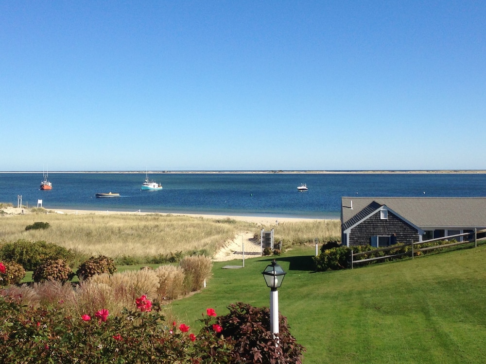 The Hawthorne - Chatham, MA