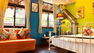 Quarto Duplo Gallery, 1 cama king-size | 2 quartos, roupa de alta qualidade, edredões de penas