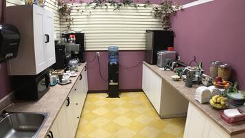 Pequeno-almoço continental diário incluído