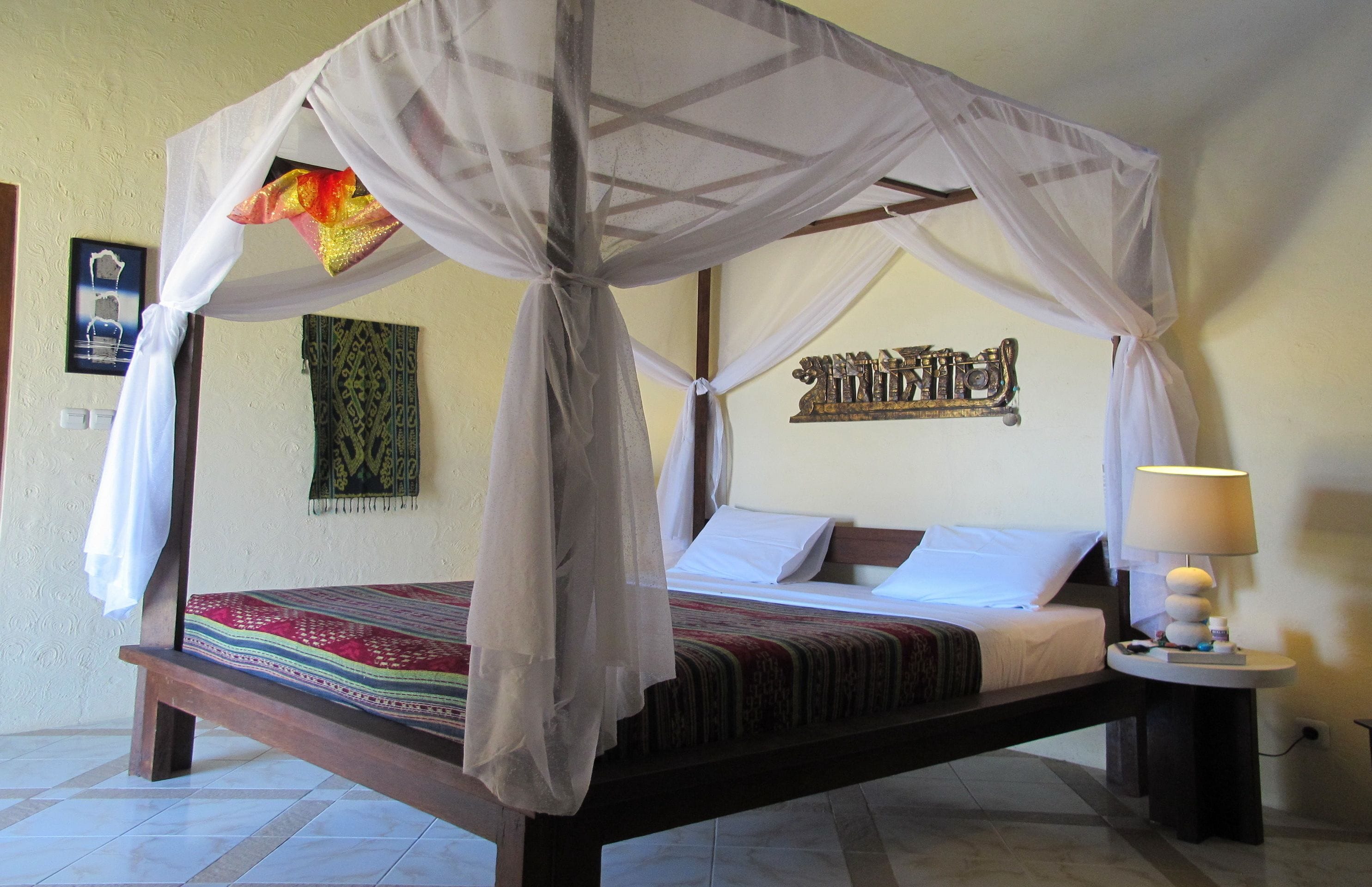 Quarto, vista para a piscina (with AC) | 1 quarto, roupa de alta qualidade, cofre no quarto, secretária 