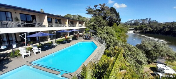 Waterfalls Estate - Motel & Campground - Paihia