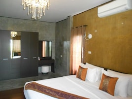 Quarto luxo | Frigobar, cofres nos quartos, cortinas blackout
