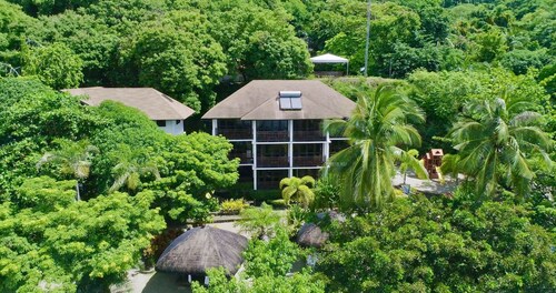 Royale Garden Spa Calamba | Fasci Garden