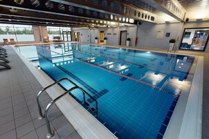 Piscina interior 