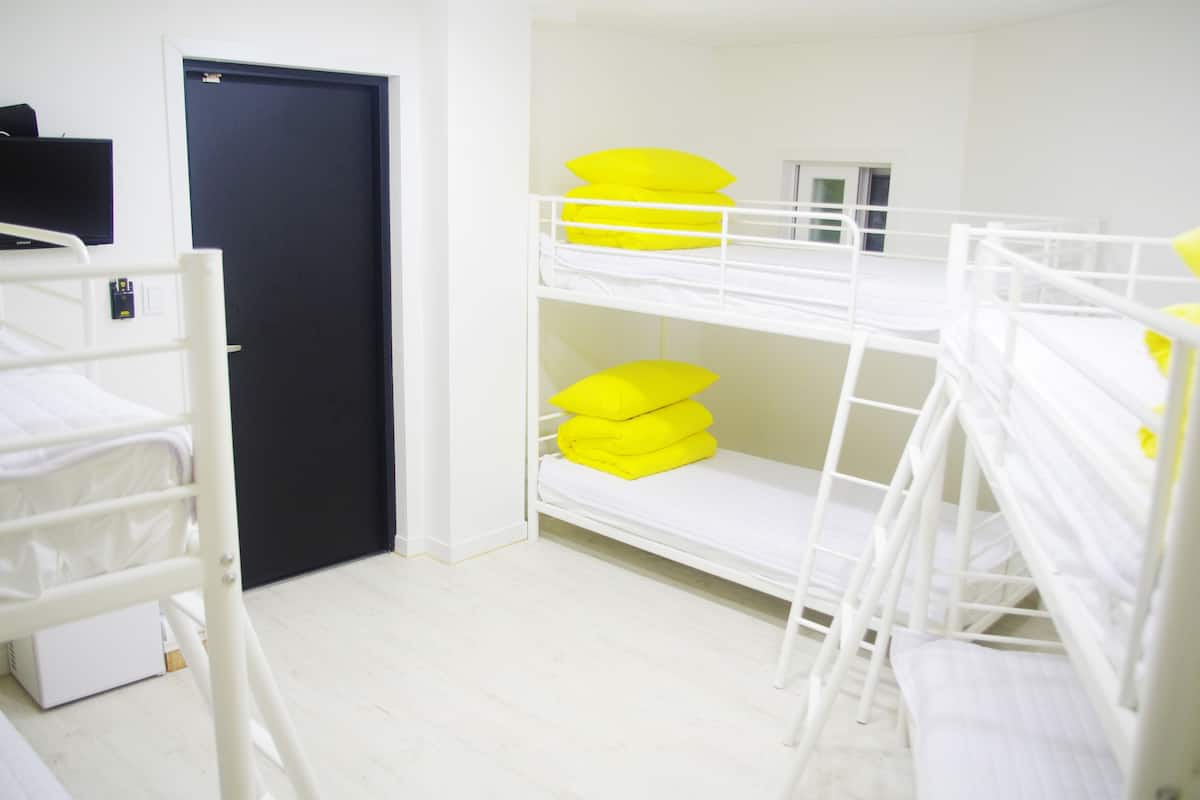 Dormitório compartilhado, somente para mulheres (6 person room) | Wi-Fi de cortesia