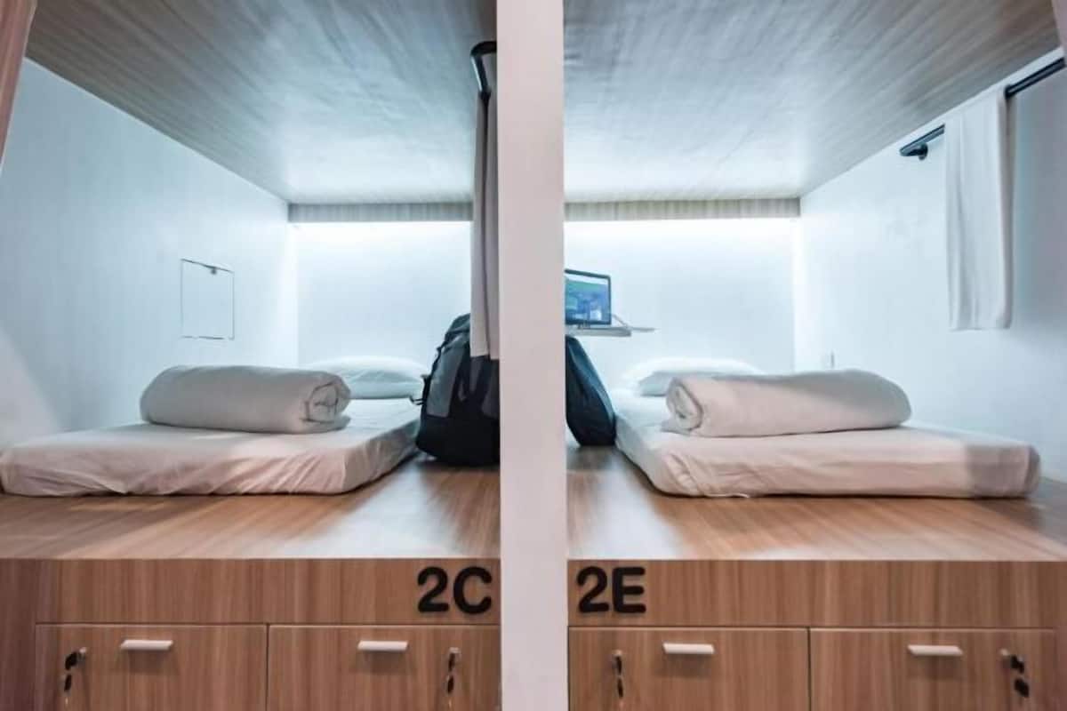 Cortinas/cortinados opacos, Wi-fi grátis, com decoração personalizada 