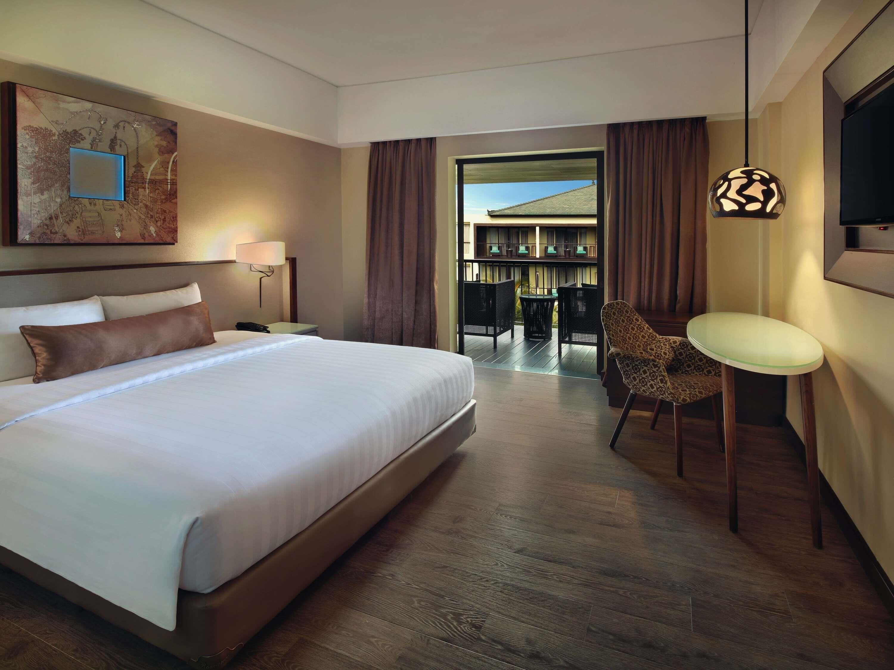 Quarto luxo, 1 cama de casal, sacada | Roupas de cama premium, frigobar, cofres nos quartos, escrivaninha