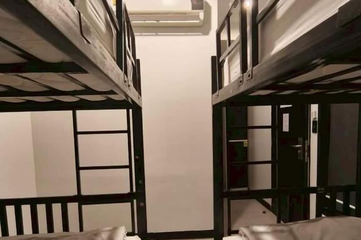Mixed Dormitory 4 Person | Cofre no quarto, Wi-fi grátis, roupa de cama fornecida