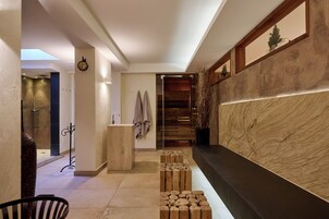 Hammam, aromaterapia, massagens musculares profundas, massagens suecas