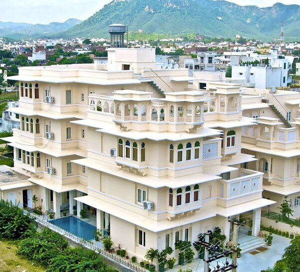Akshay Niwas Boutique Hotel By Amantra - Udaipur