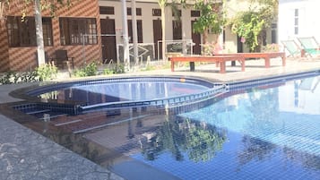 Piscina exterior