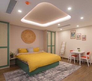 Apartamento básico, 1 quarto (Seasonal) | Roupas de cama premium, edredons de pluma, camas com colchões pillow-top
