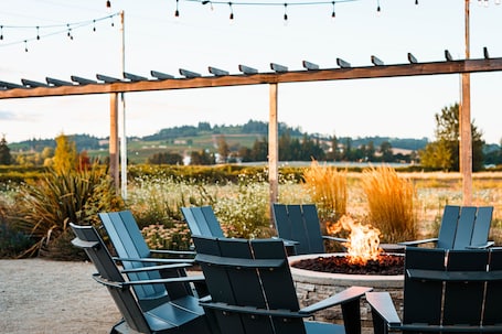 Lareira. The Vintages Trailer Resort